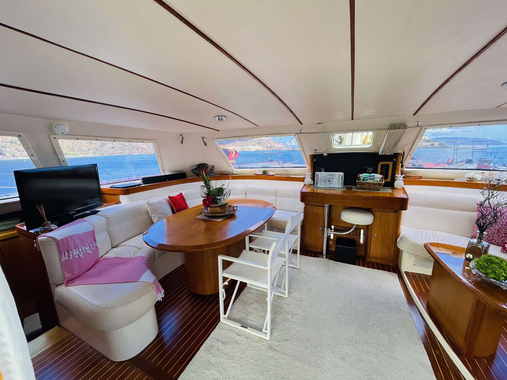 Yacht SIGNATURE VISION, Bali Catamarans | CHARTERWORLD Luxury ...